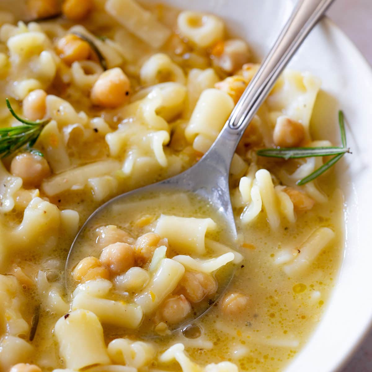 Pasta e Ceci Recipe - Italian Easy Recipes