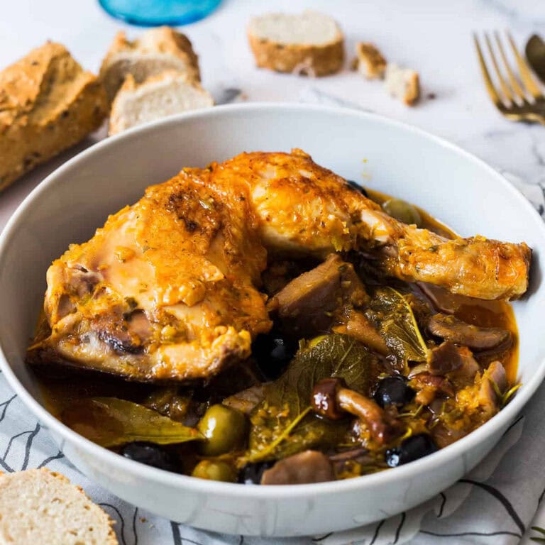 Bruschetta Con Funghi (creamy mushroom bruschetta) - Italian Easy Recipes