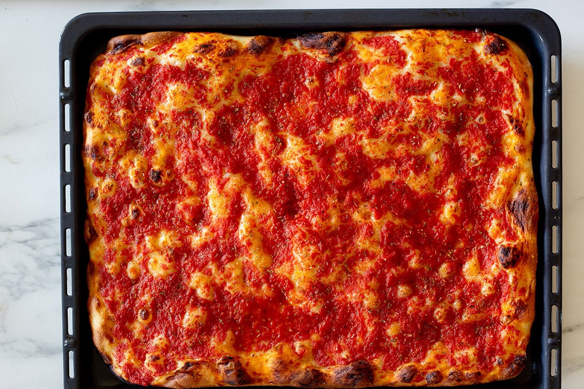 Pizza Rossa Romana - Italian Easy Recipes