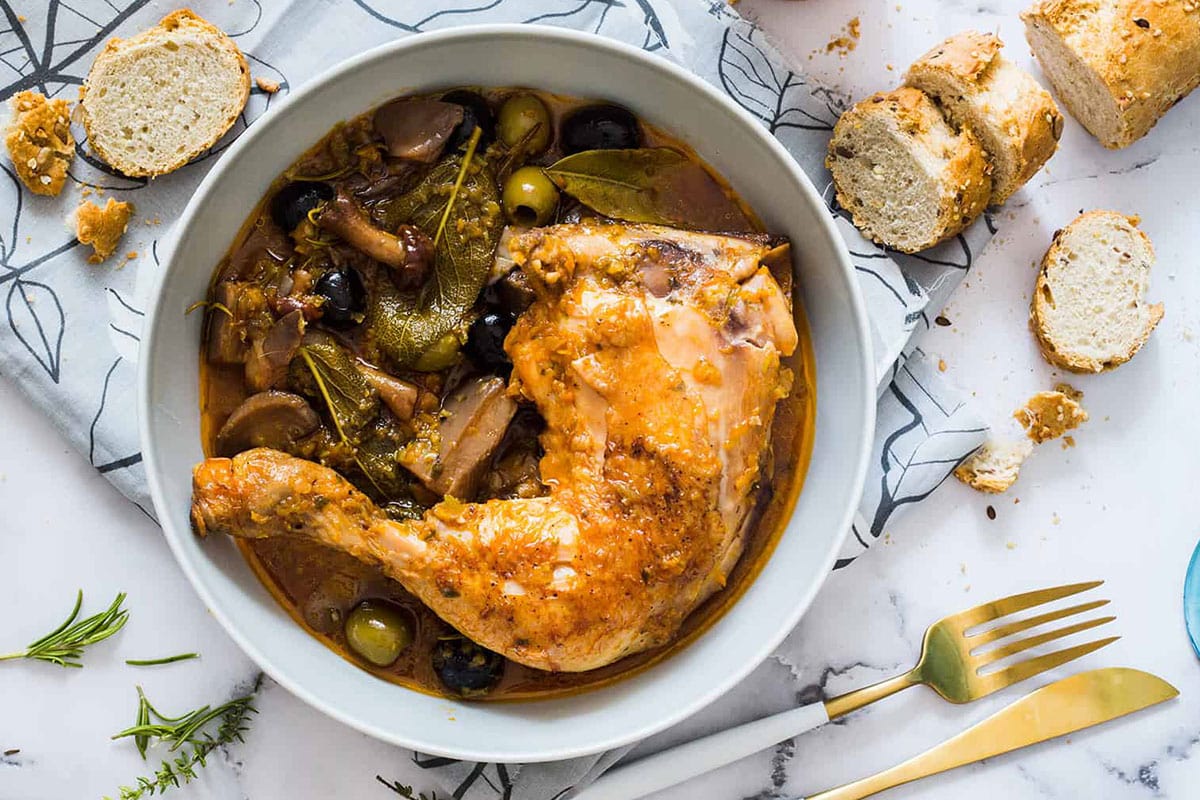 Pollo alla Boscaiola (Italian chicken with mushrooms) - Italian Easy ...