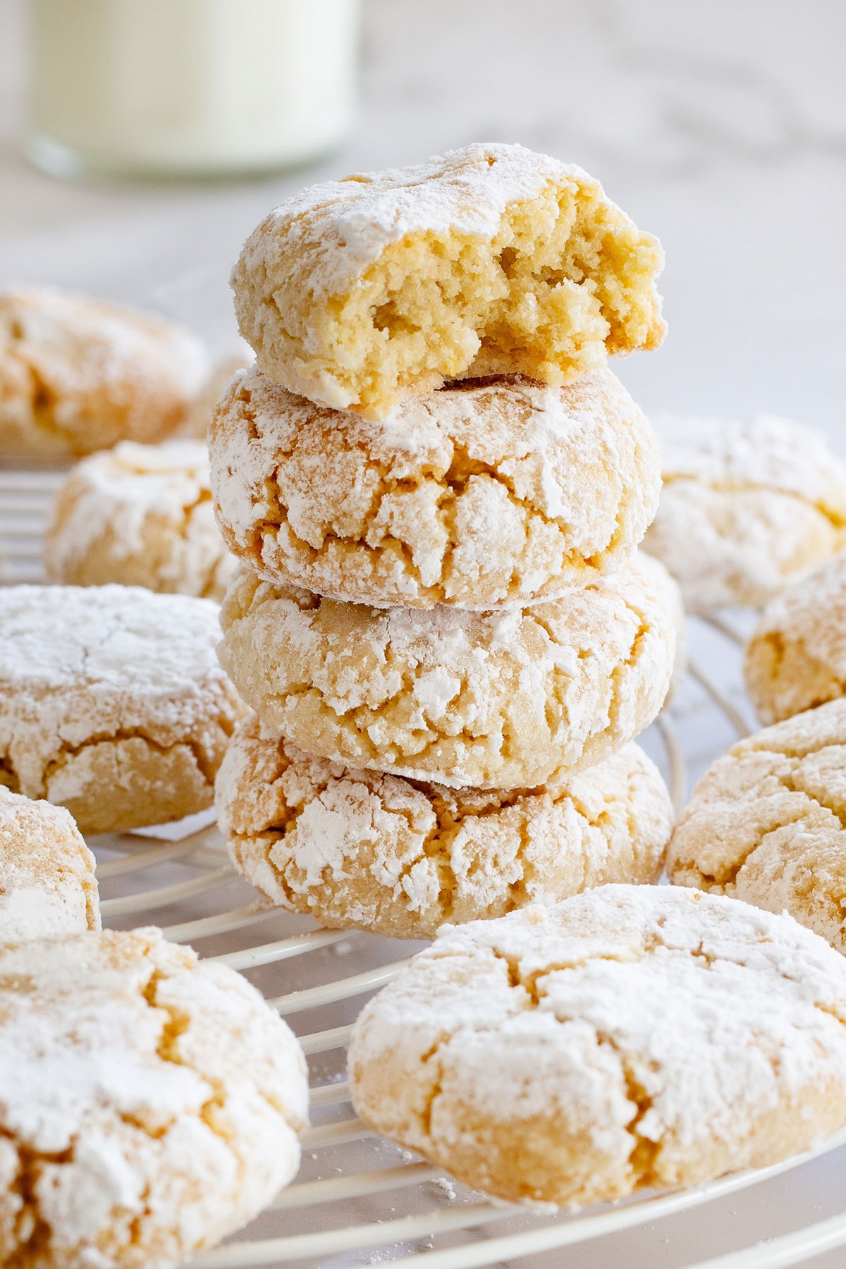 Amaretti Morbidi Cookies (soft amaretti) - Italian Easy Recipes