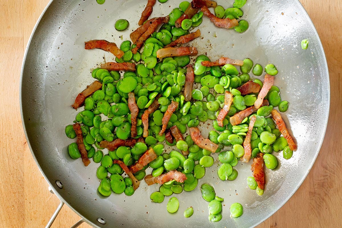 Pasta Fave e Guanciale - Italian Easy Recipes